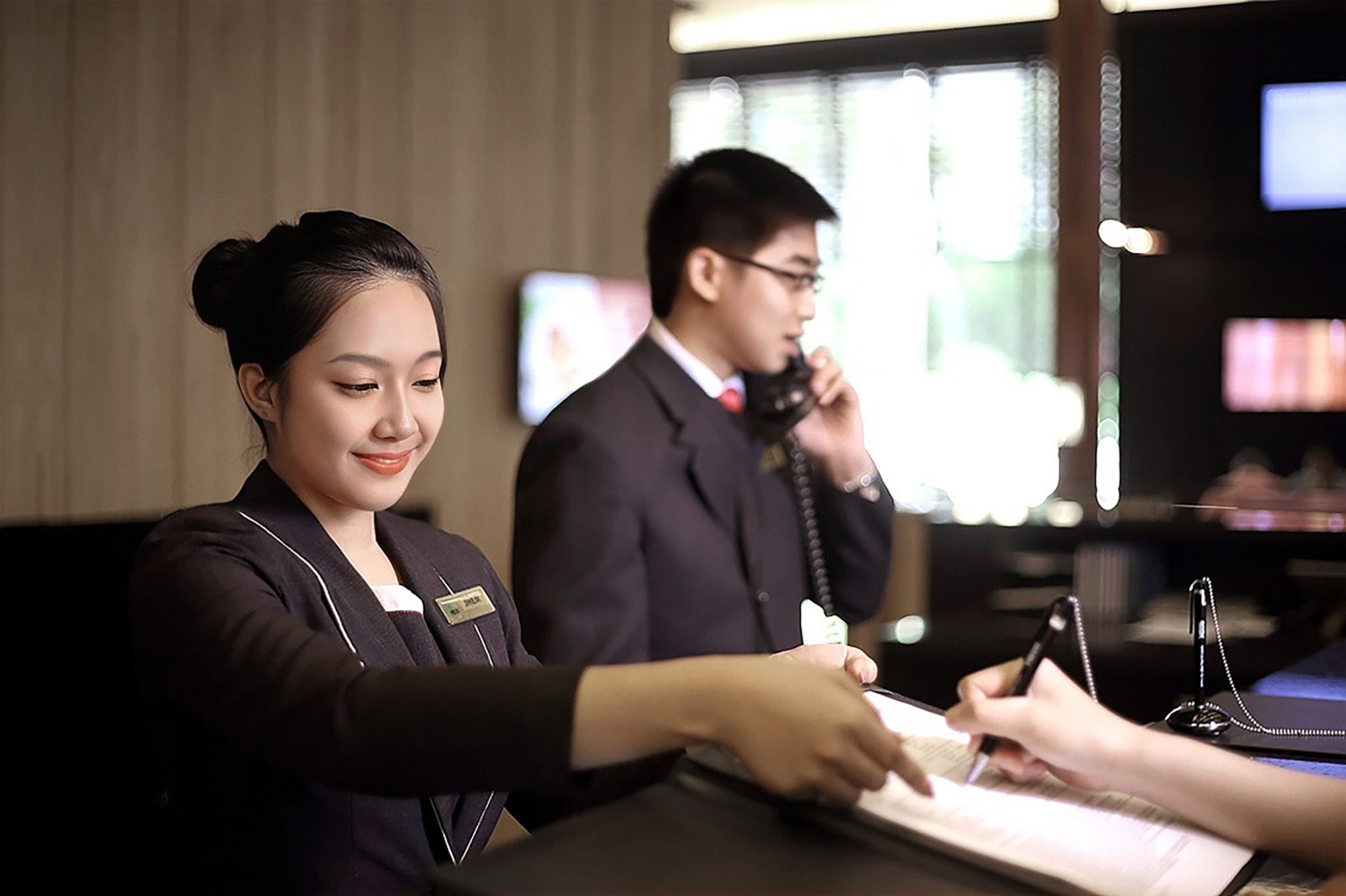 About us | Midori Clark Hotel & Casino